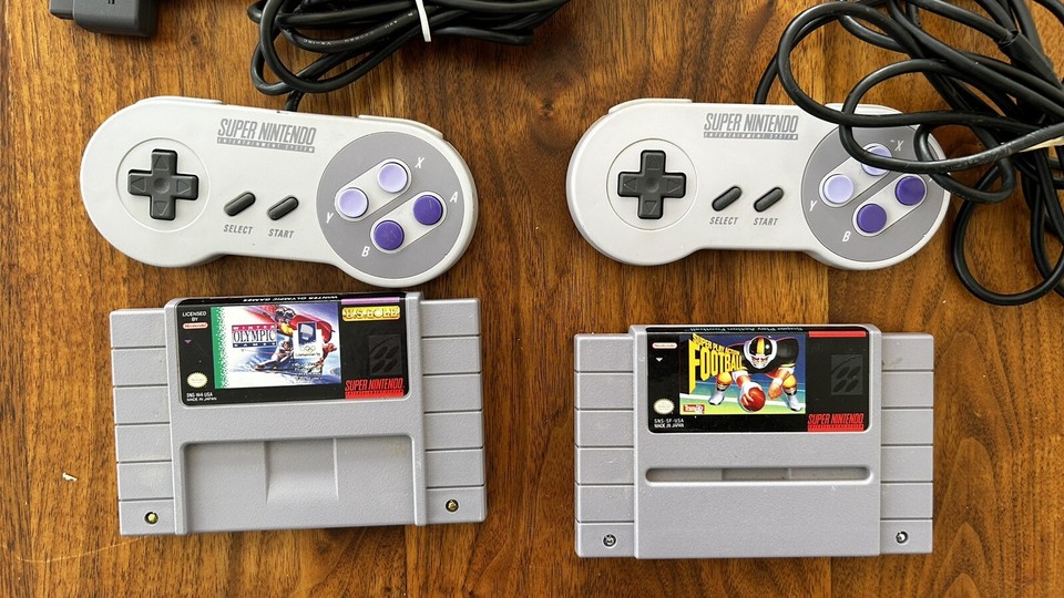 Super Nintendo SNES System Console Bundle With 2 Games Tested Working ...