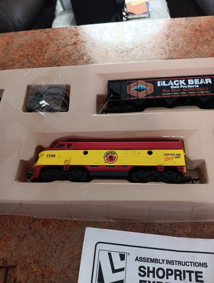 ELECTRIC TRAIN SET HO SCALE 1998 SHOP RITE EXPRESS OVAL TRACK COLLECTOR ...