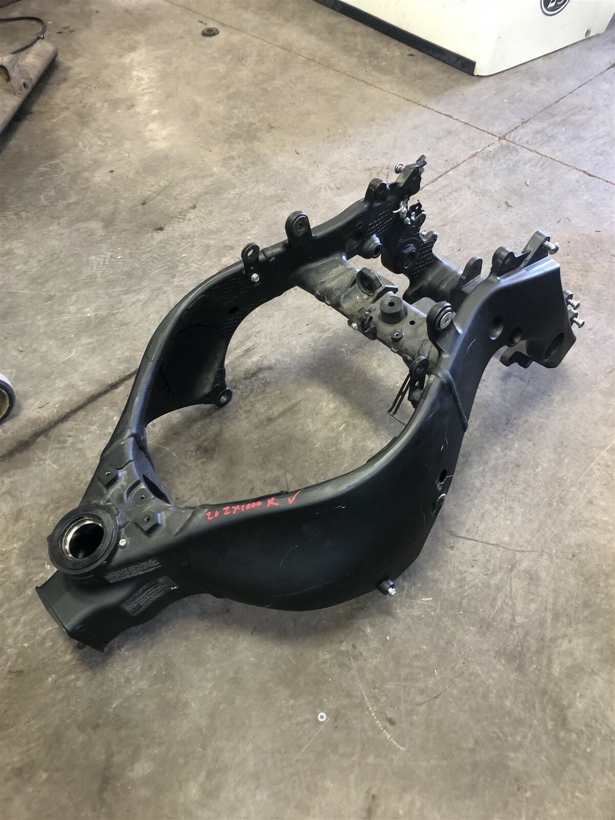 20 Kawasaki ZX 10 1000 ZX10R ZX1000 R Ninja frame chassis | eBay