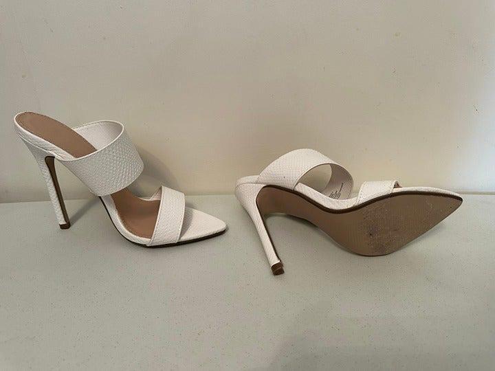 Stylish and Chic White Heeled Sandals from ShoeDazzle… - Gem