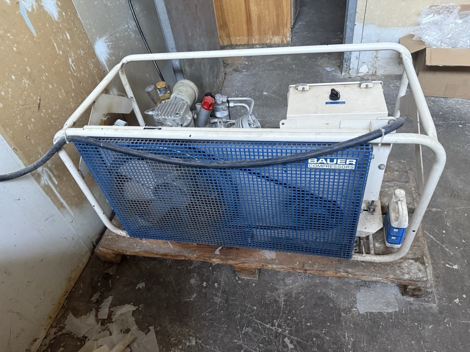 -Bauer Compressor Model NO. IDV12011/PB Used Tested Cleaned | eBay