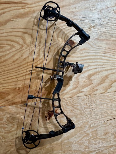 Quest AMP Compound Bow LH 40-70lbs 26.5-31" | eBay