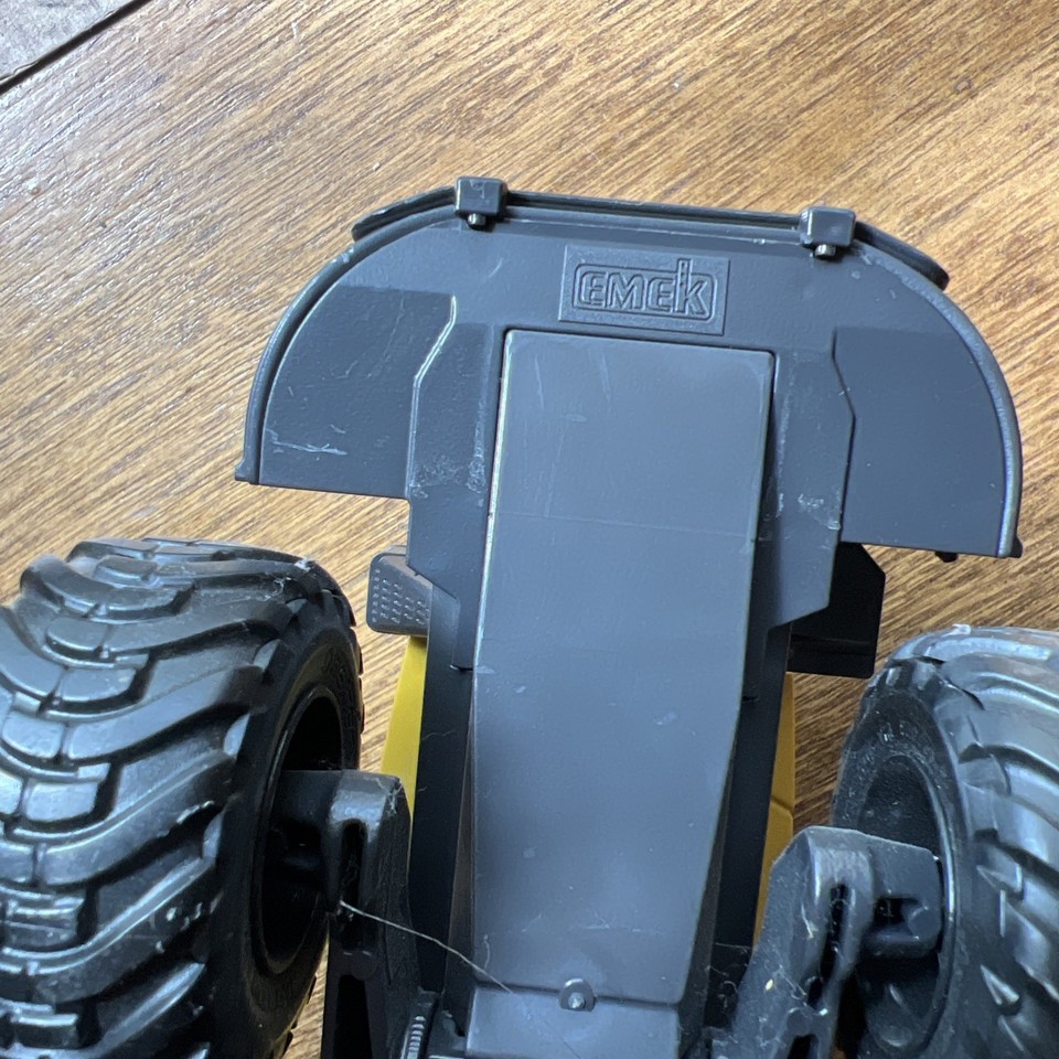 EMEK Ponsee Toy Log Truck Forwarder Elephant & King Scorpion C50 ...