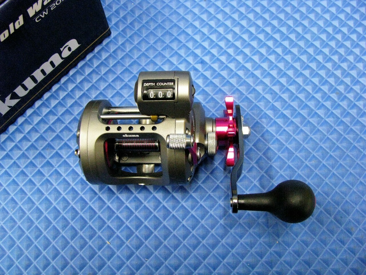 Okuma Cold Water LC Trolling Reel Ladies Edition Right Handed CW 203D ...