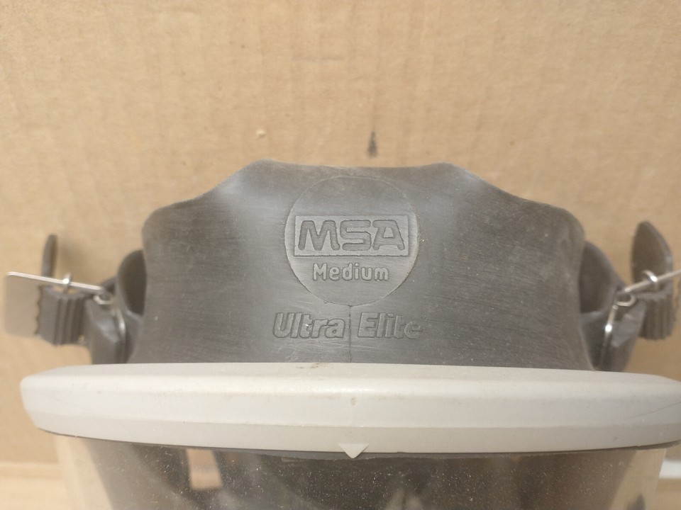 MSA Ultra Elite respirator gas mask size Medium M - has damage to HUD ...