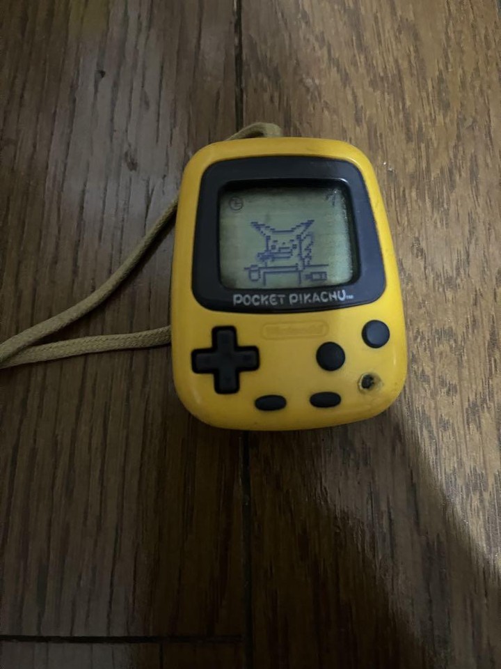 Nintendo Pocket Pikachu 1998 Pokemon Pedometer Virtual pet Tested Used ...