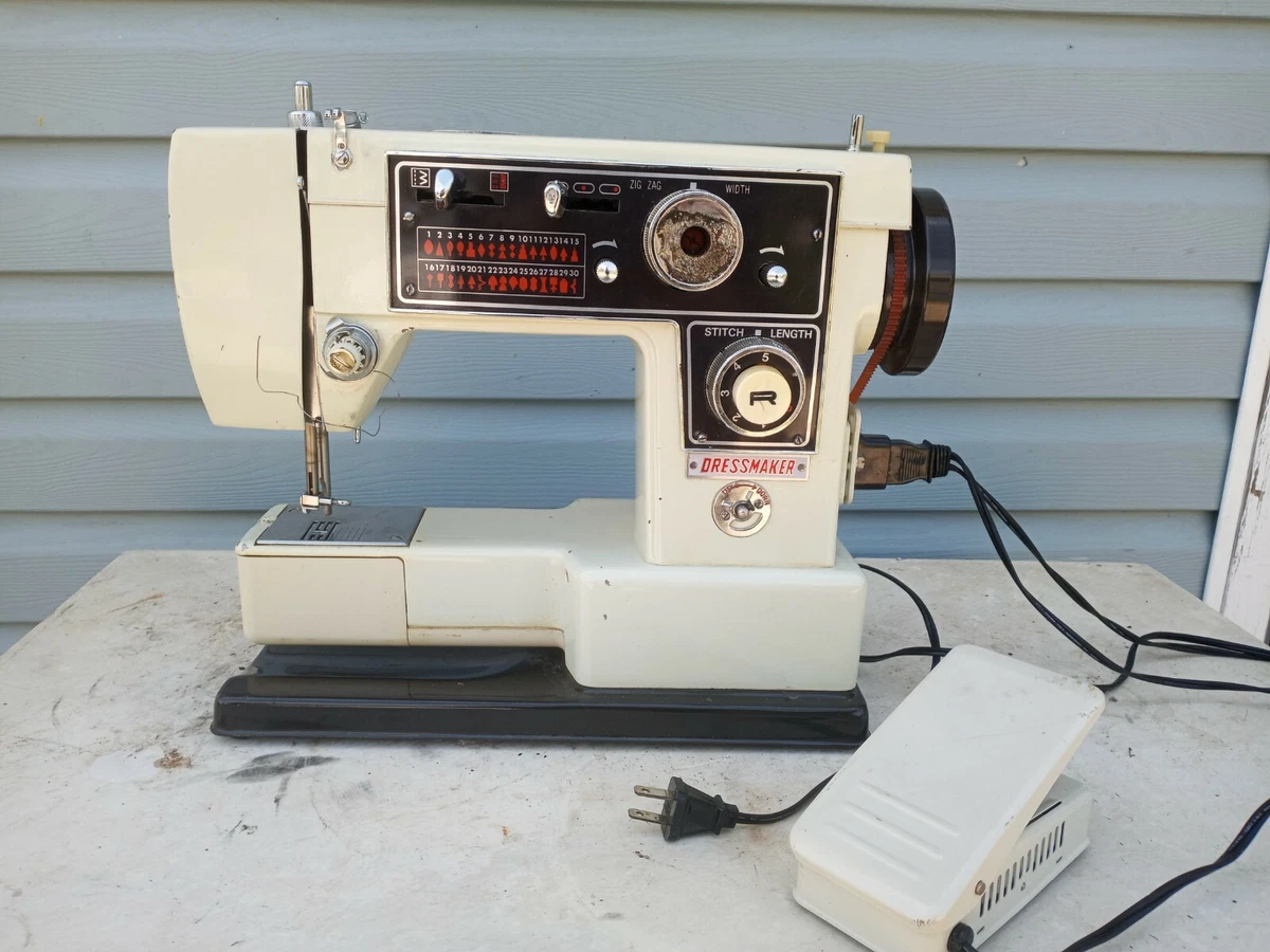 Dressmaker Sewing Machine Zig Zag
