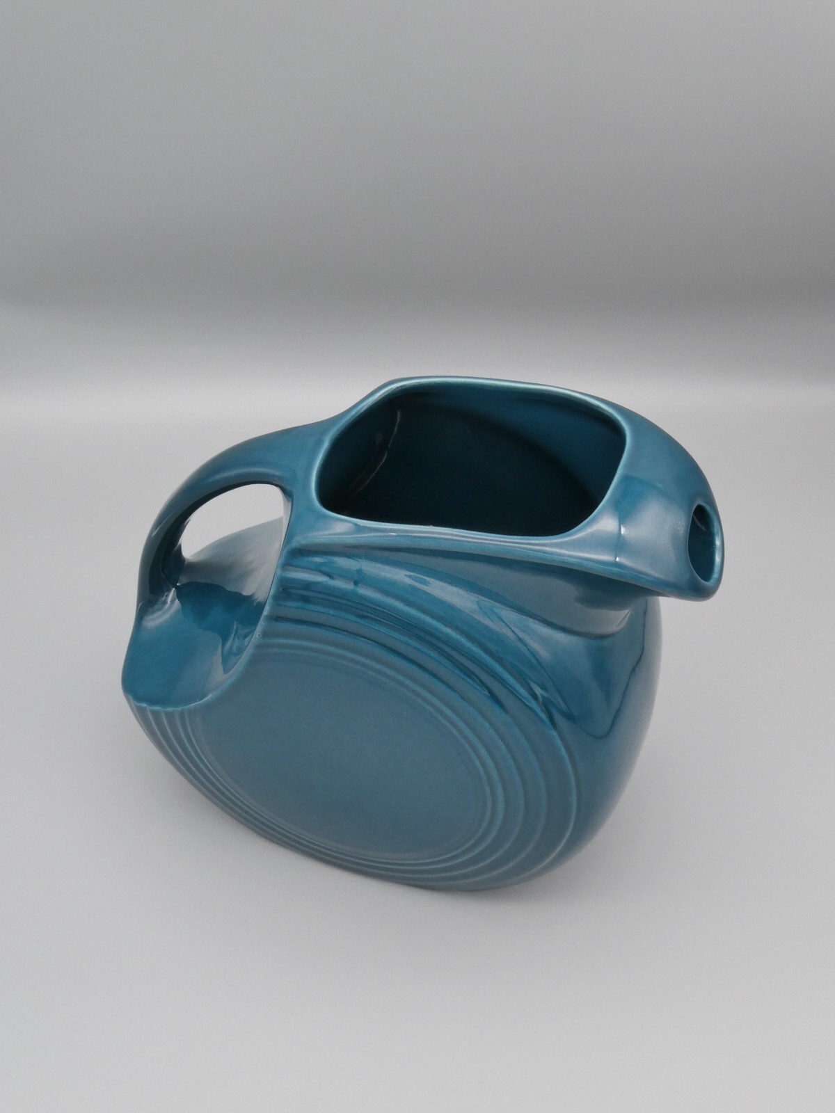 Retired Juniper Teal Fiesta Disk Pitcher Fiestaware 64oz Green/Blue ...