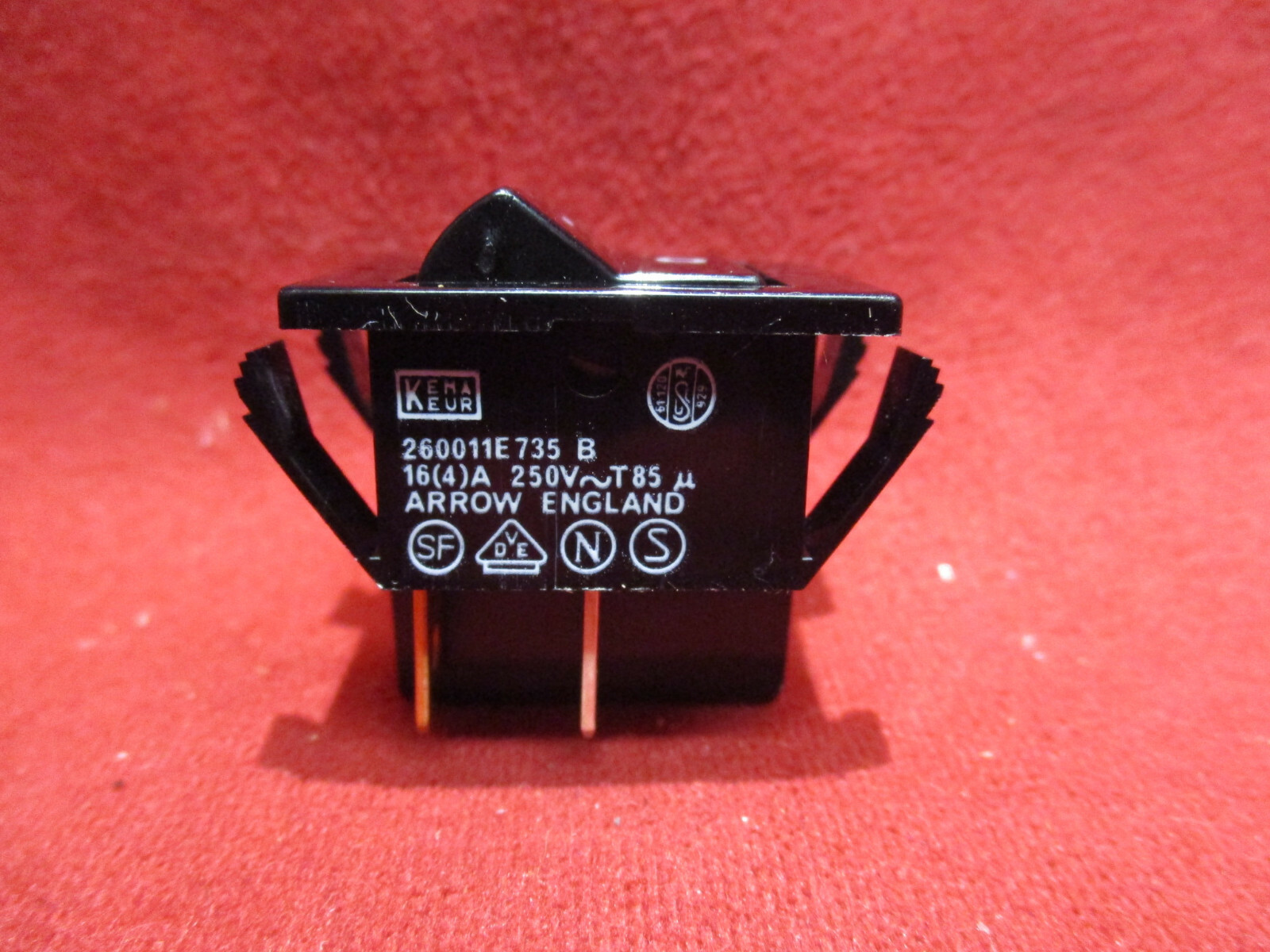 Kema Keur Arrow England Rocker Switch 16A 250VAC DPST Black On Off ...