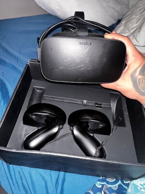 Meta Oculus Rift S PC Powered VR Gaming Headset - Black (301-00178-01 ...
