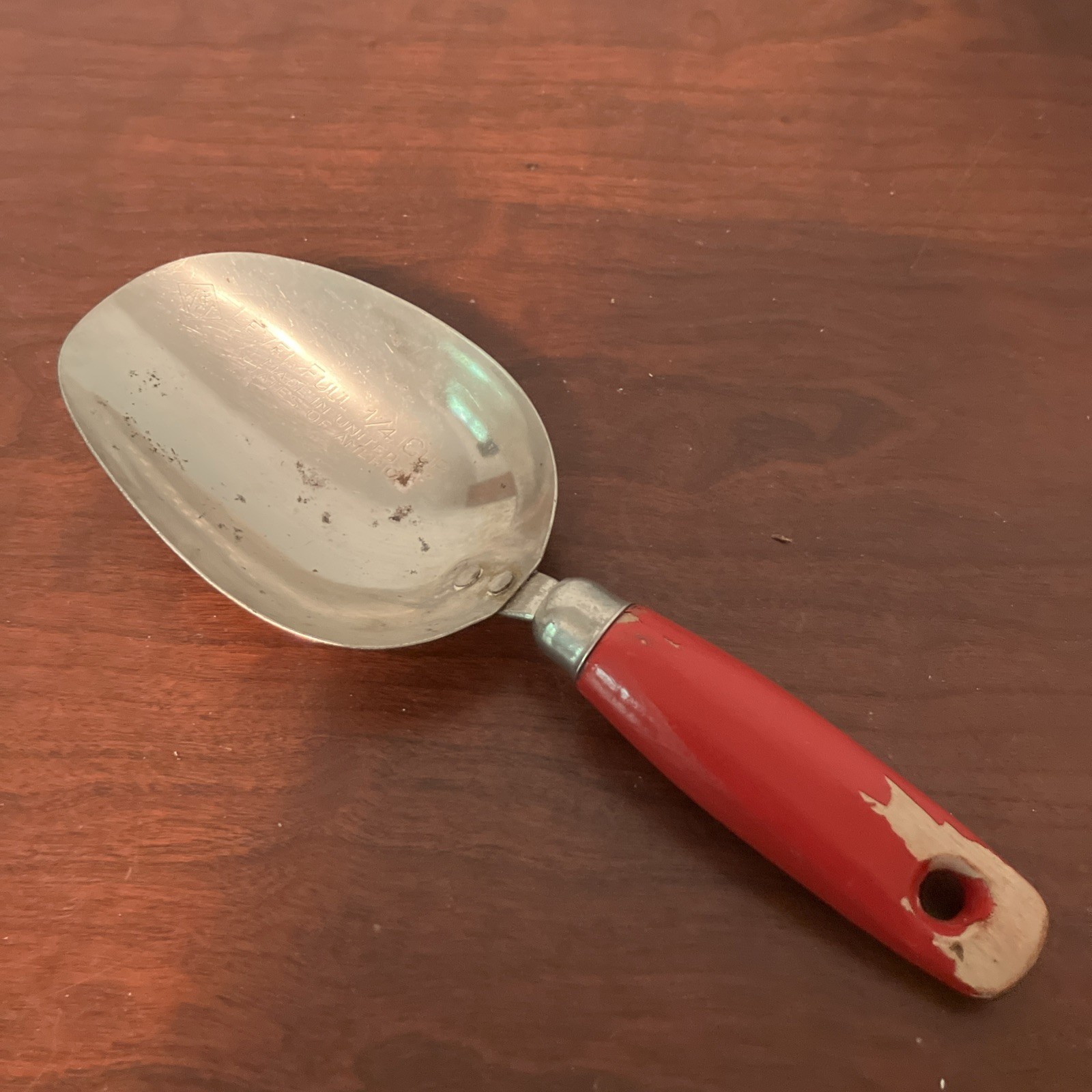 VINTAGE A&J RED BAKELITE 1/4 Cup Measuring Flour/Sugar Scoop/Spoon ...