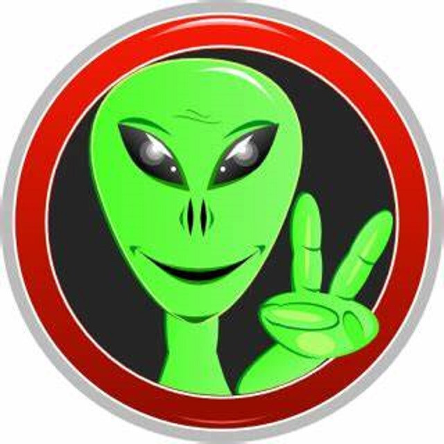 GREEN ALIEN PEACE SIGN Pendant On 925 Sterling Silver 20" Necklace ...