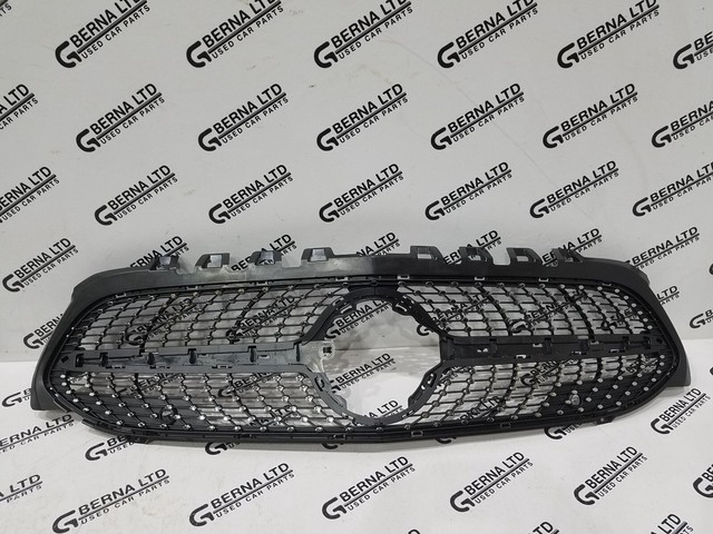 Mercedes-Benz A-Klasse W177 AMG Diamant Kühlergrill Frontgrill 2xPDC ...