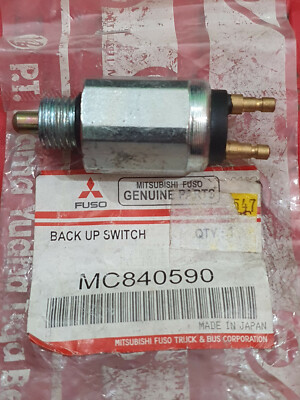 MITSUBISHI FUSO CANTER FE110 FE111 FE211 M/T GEARSHIFT BACK UP LAMP ...
