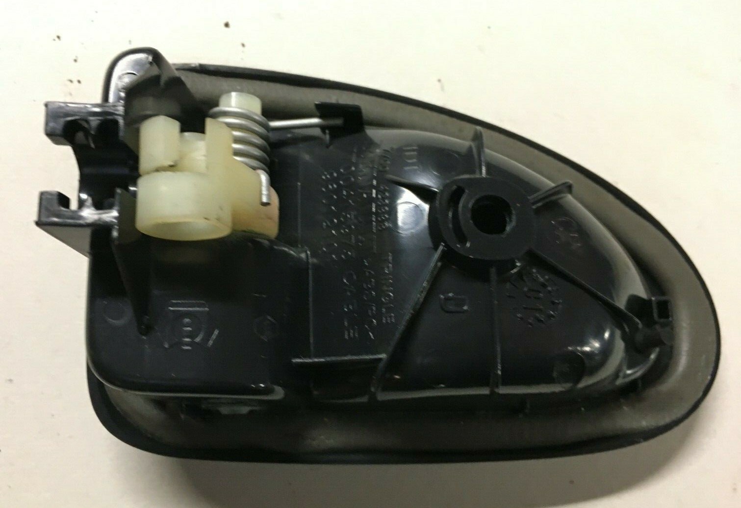 Renault Clio MK2 - Drivers Side Front Interior Door Handle - Right ...