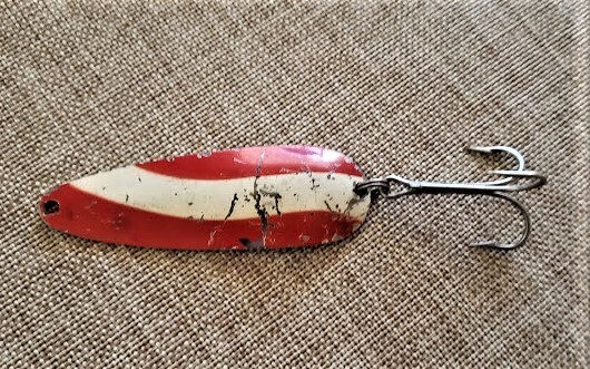 Vintage daredevil lure,Lucky strike Spoon, 3 inches,Red & White | eBay UK