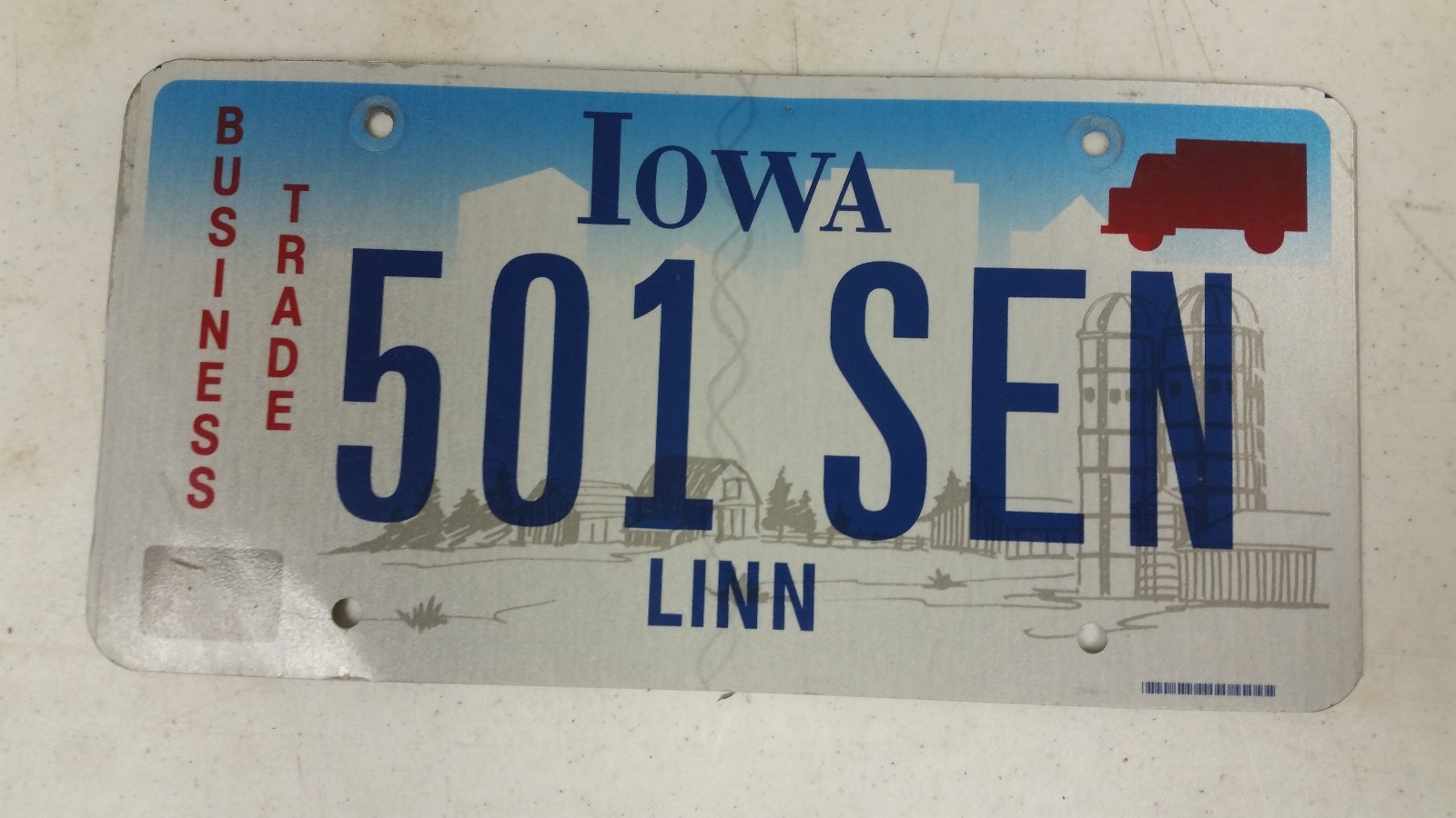 EXPIRED IOWA Linn County Business Trade License Plate 501 SEN | eBay