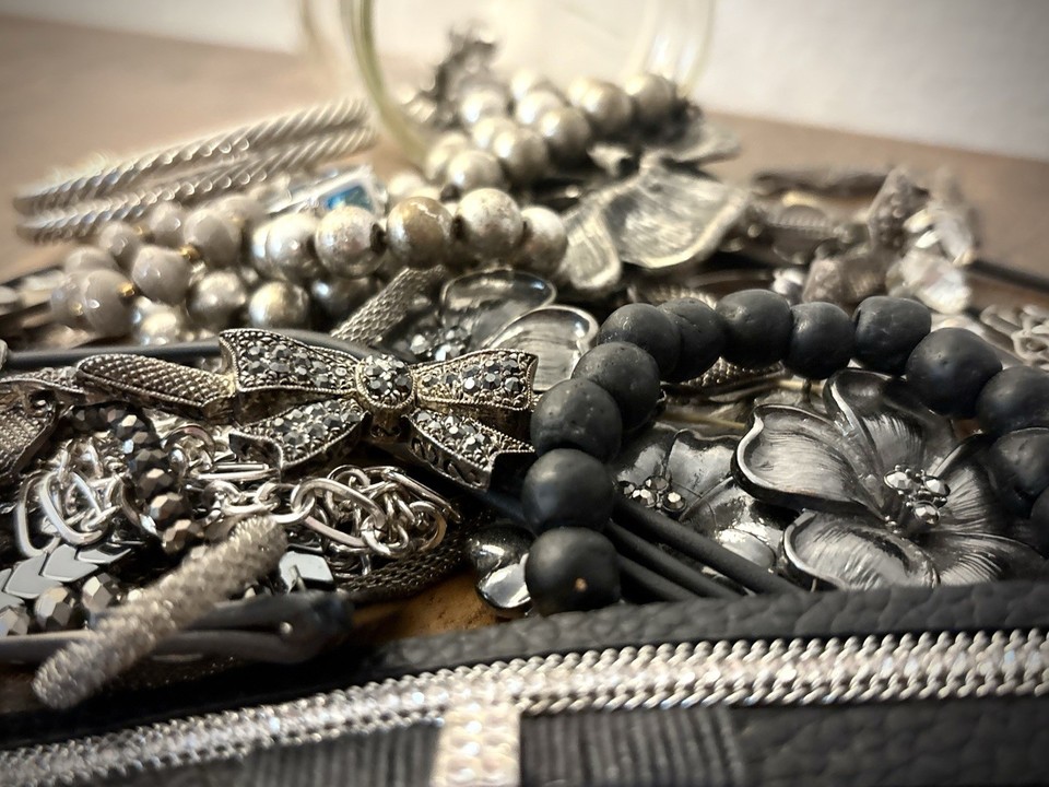 Mystery Gothic Punk Black Jewelry Jar & Trinkets~Vintage To Now ...