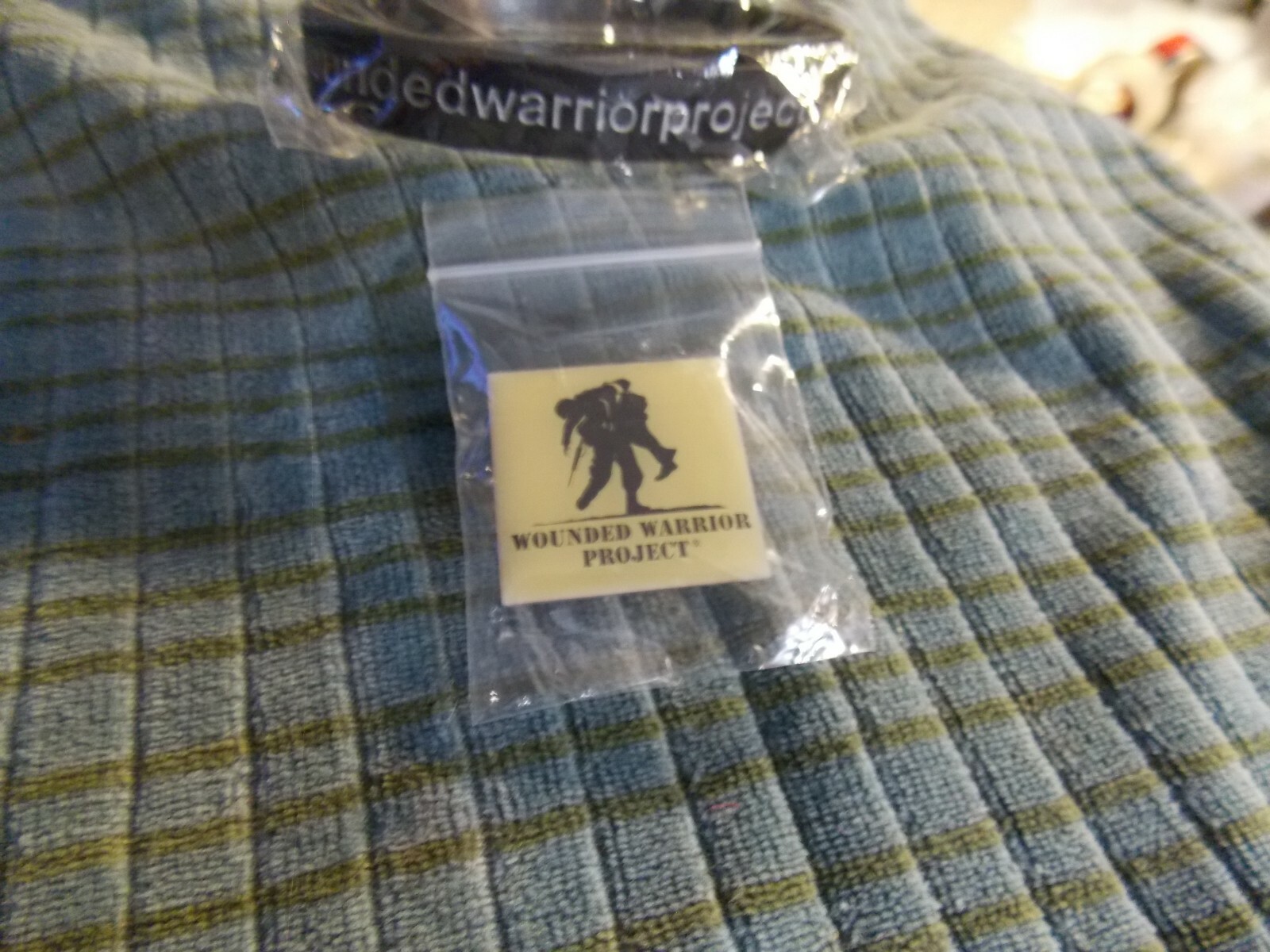 WOUNDED WARRIORS PROJECT Lapel Pin 1" ARMY NAVY MARINES Collector VG ...