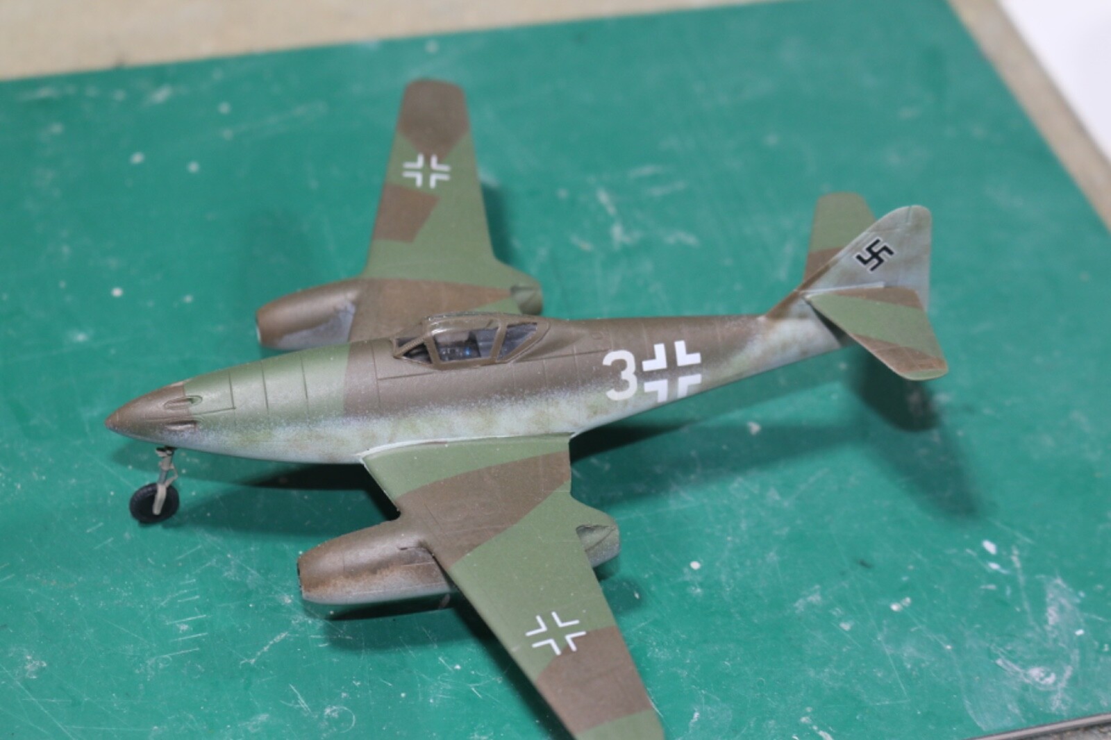 Hobby Boss 1/72 Me-262 BUILT markings for Luftwaffe Ace Franz Stigler ...