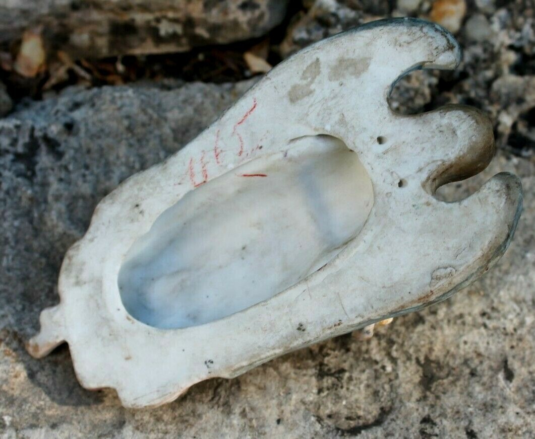 ancien bénitier en biscuit finement décore d un ange objet religieux | eBay