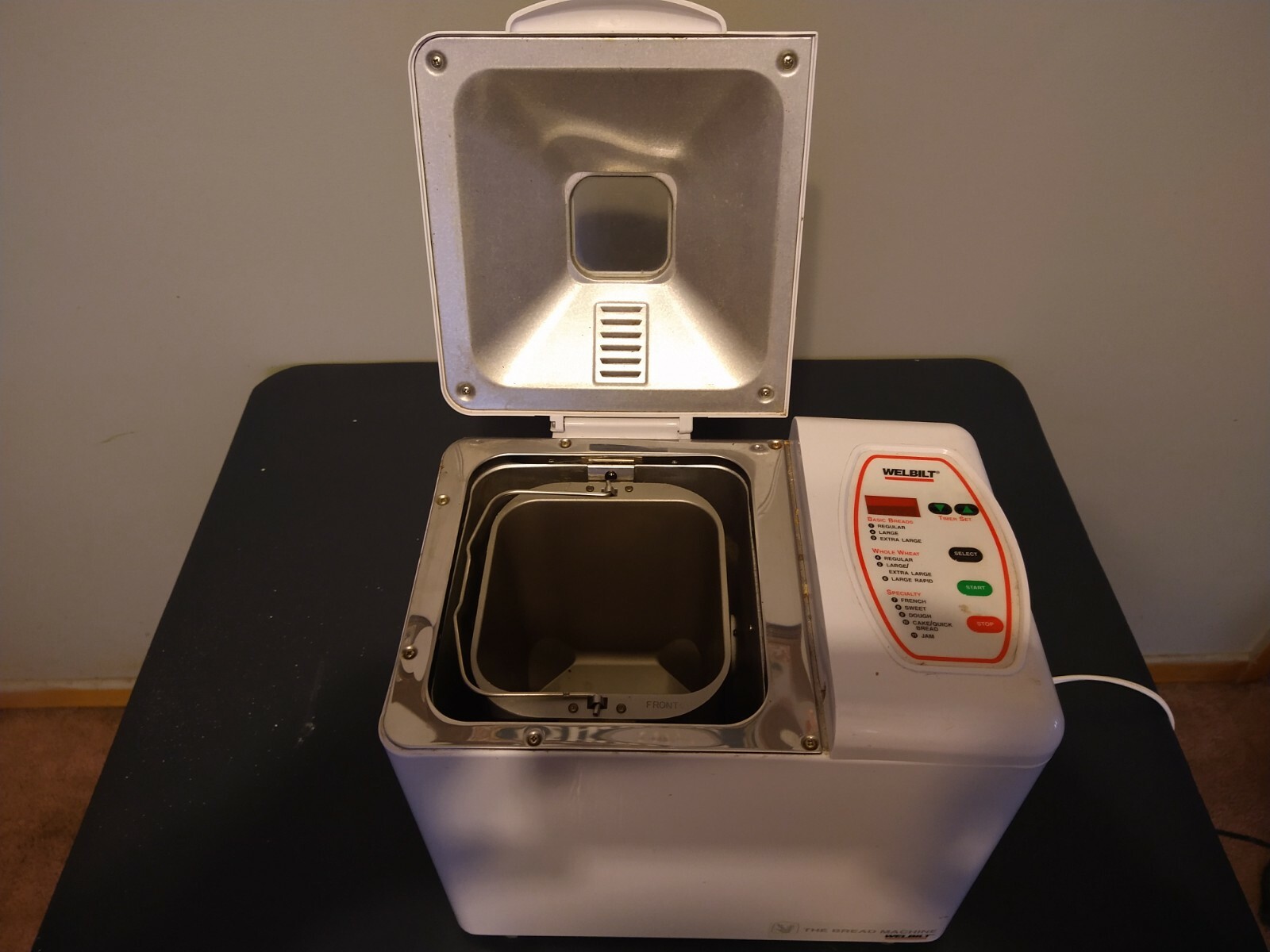 Welbilt Bread Making Machine ABM 4900 1-2 lb. capacity, 11 settings ...