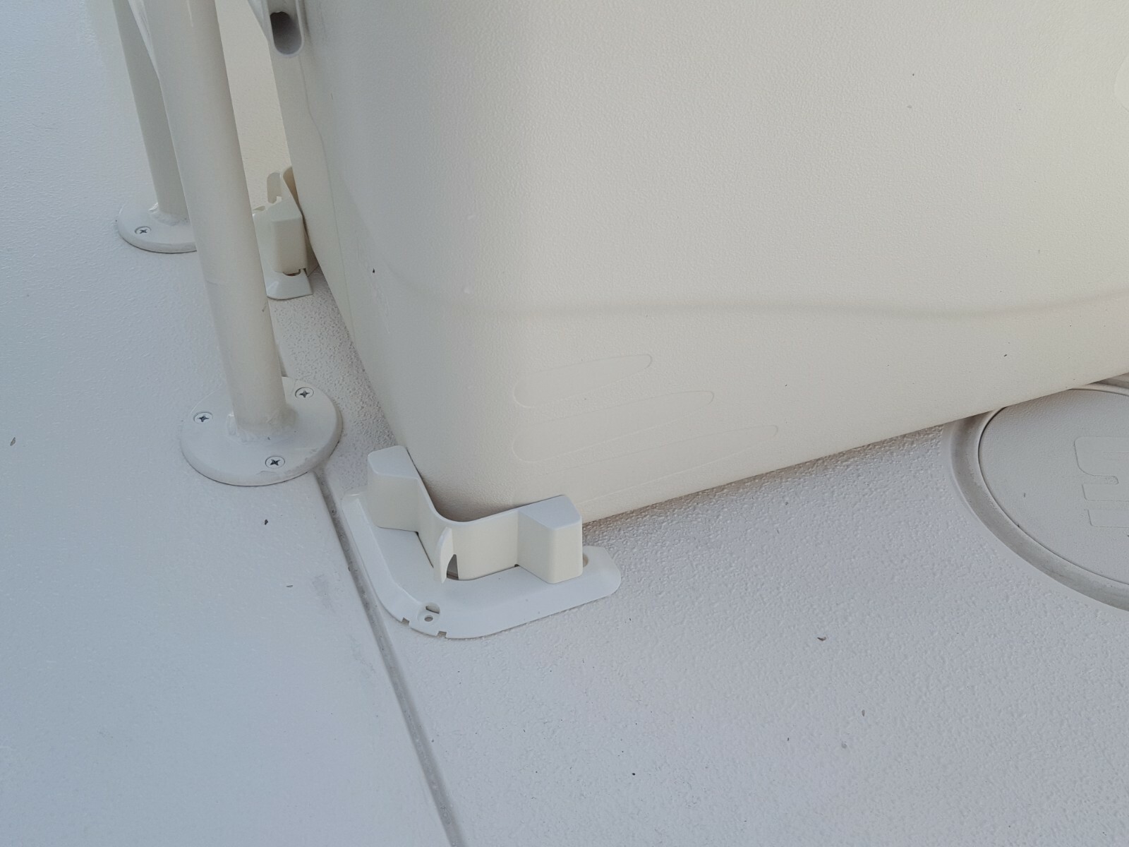 VersaChock CREAM Cooler/Ice Chest/Bucket/Fuel Tank/Tie Down/Chocks ...