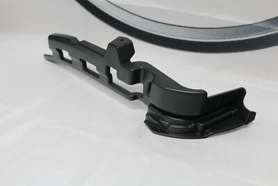 NEW Genuine Mercedes-Benz 156 GLA FRONT RH Bumper Bracket A1568850201 ...