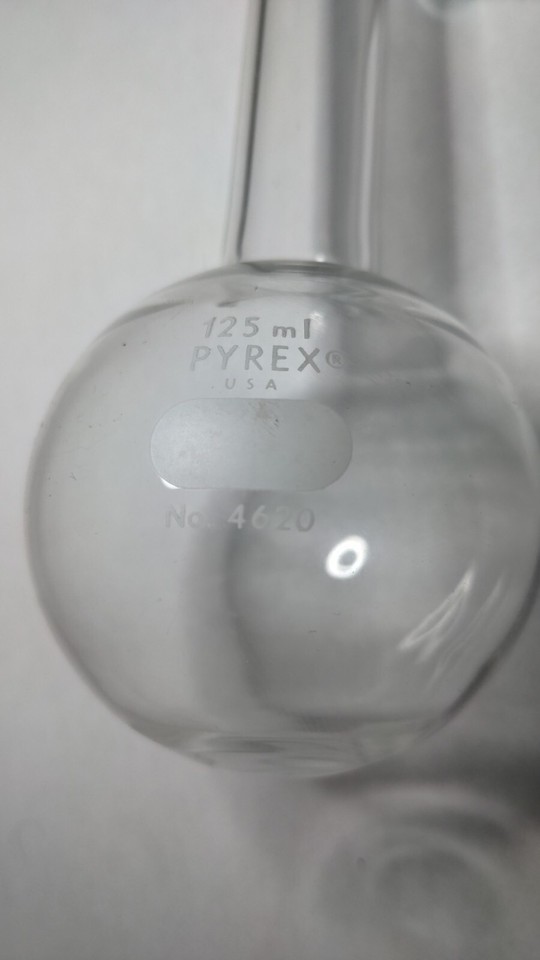 Pyrex Distilling Engler Flask 125 mL With 4" Side Arm Chemistry Lab ...