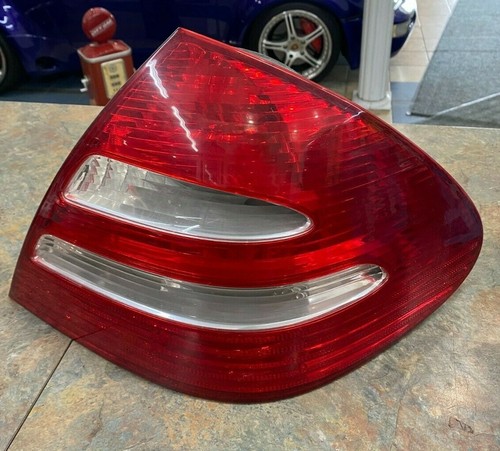 Mercedes Benz 03-06 E320/E350 Right Taillight || A2118200364 | eBay