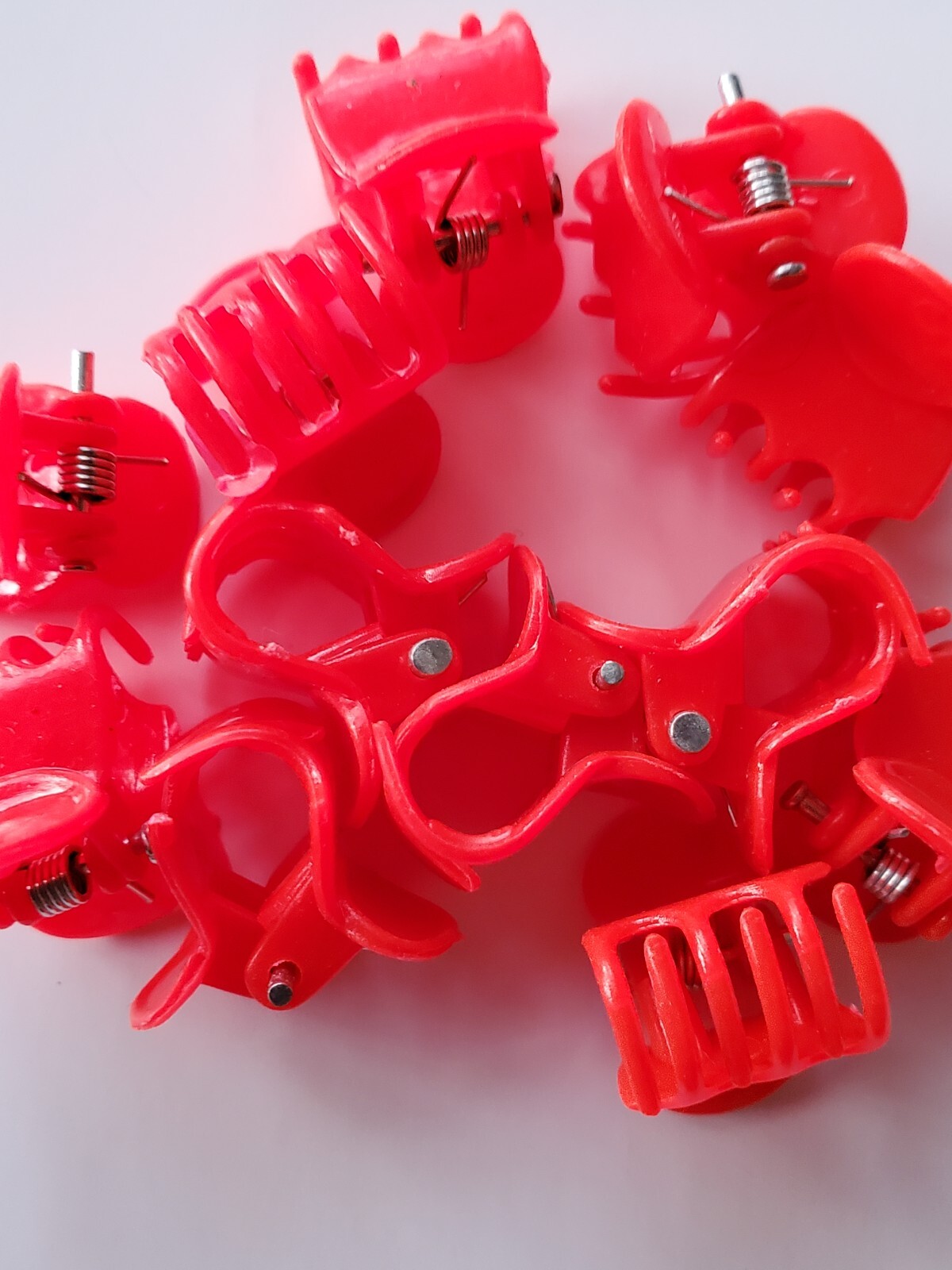 12 MINI SMALL HAIR CLIPS 1.5cm HAIR CLAW CLAMPS~HAIR GRIPS BLACK RED ...