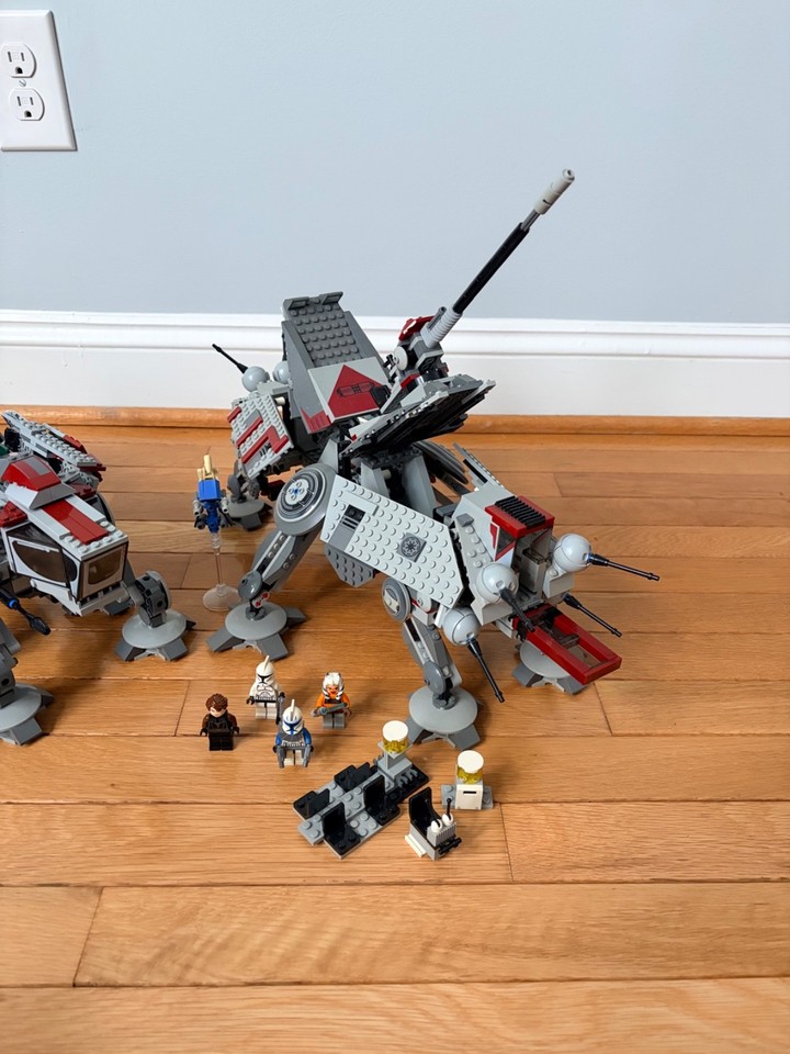 LEGO Star Wars 10195: No Dropship, AT-OT Walker ONLY & AT-TE (7675) 99% ...