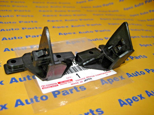 2004-2006 Toyota Scion XB Left and Right Front Bumper Retainer Clip ...