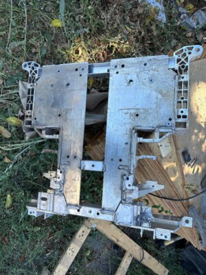 2021-2024 Rivian R1T R1S front subframe cradle crossmember OEM ...