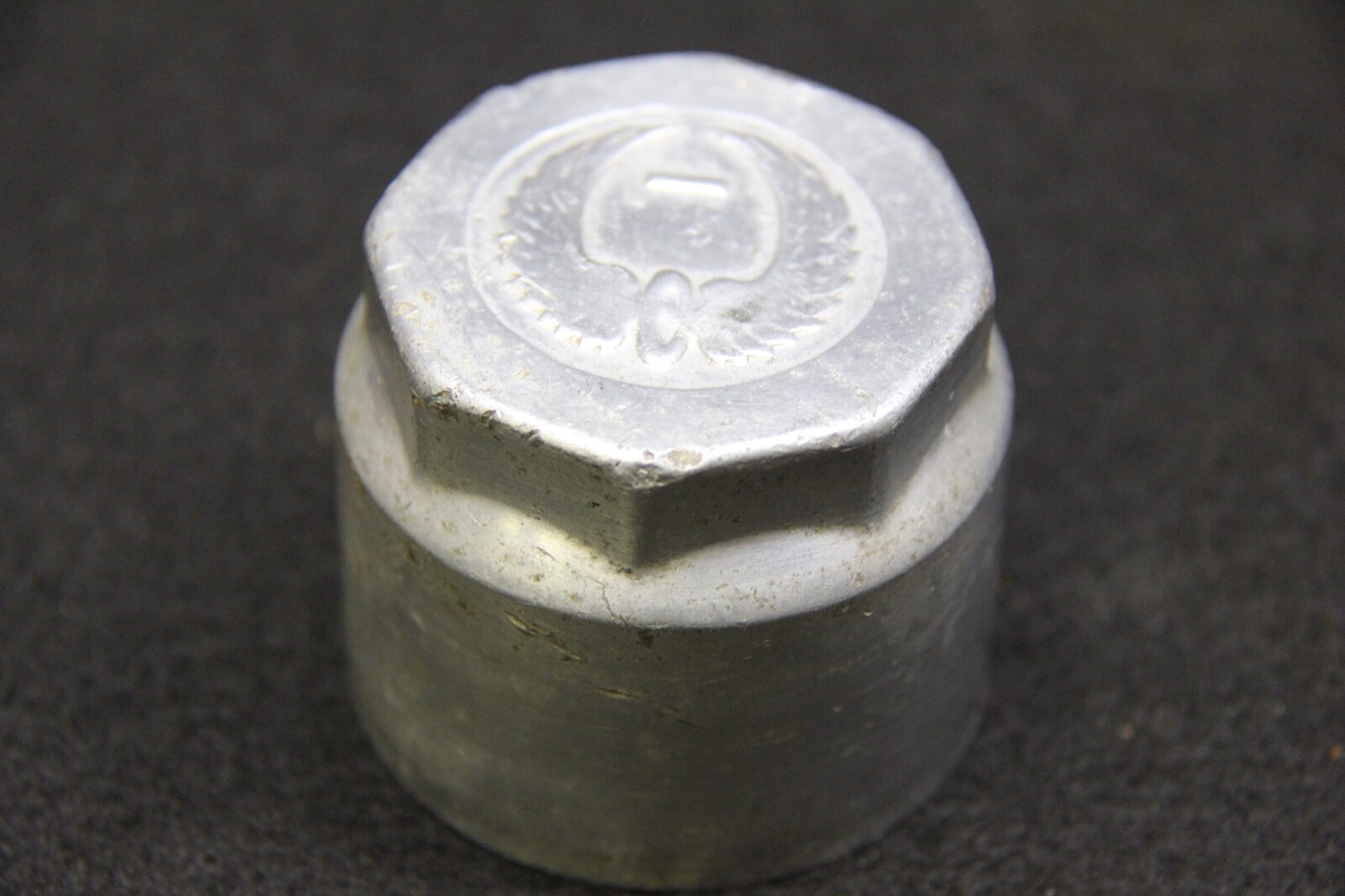 Winged Chevrolet 490 2 1/8" Threaded Hub Cap 1916 1917 1918 1919 1920 ...