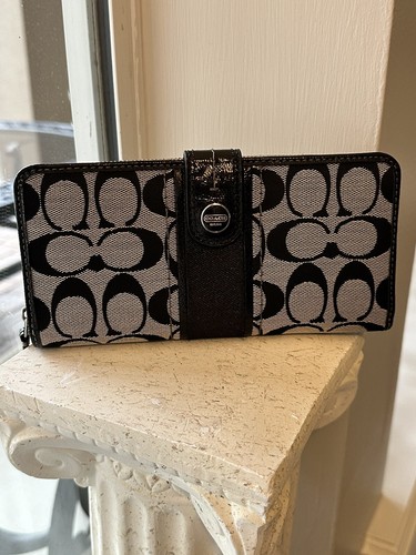 coach signature signature - Gem