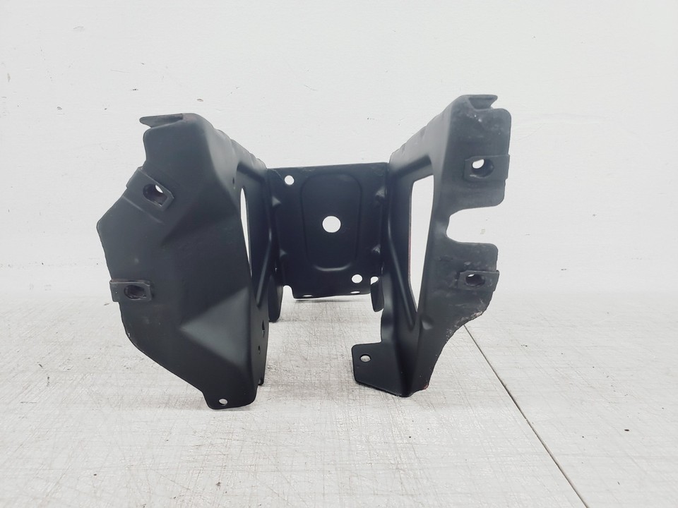 Passenger 97-06 Jeep Wrangler TJ OEM Fender to Tub Lower Support ...