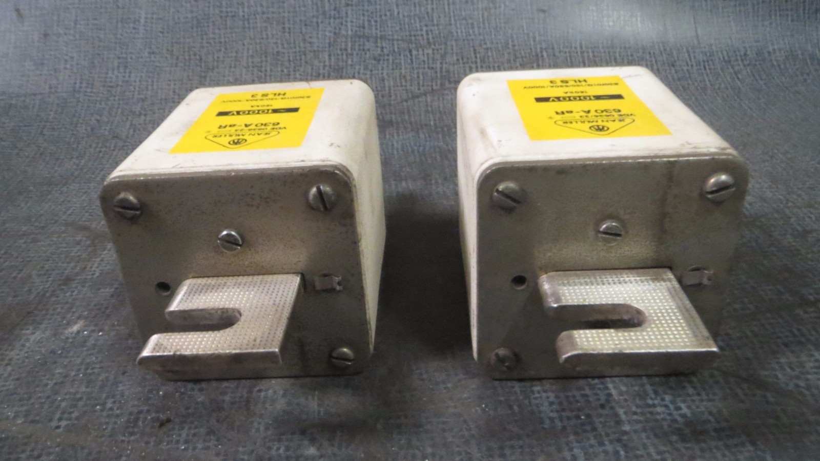 JEAN MULLER (1) HLS 3 FUSE 630 AMP 1000V # VDE-0636/23 **WARRANTY ...