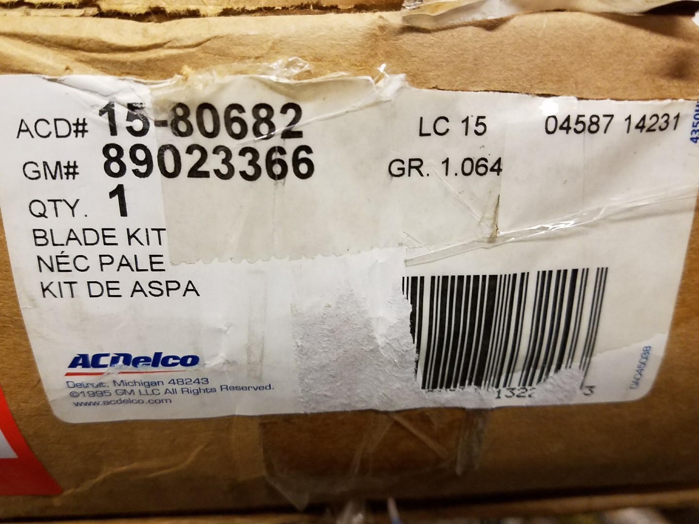 Genuine GM Original OEM-Radiator Cooling Fan Blade 89023366 A.C. Delco ...