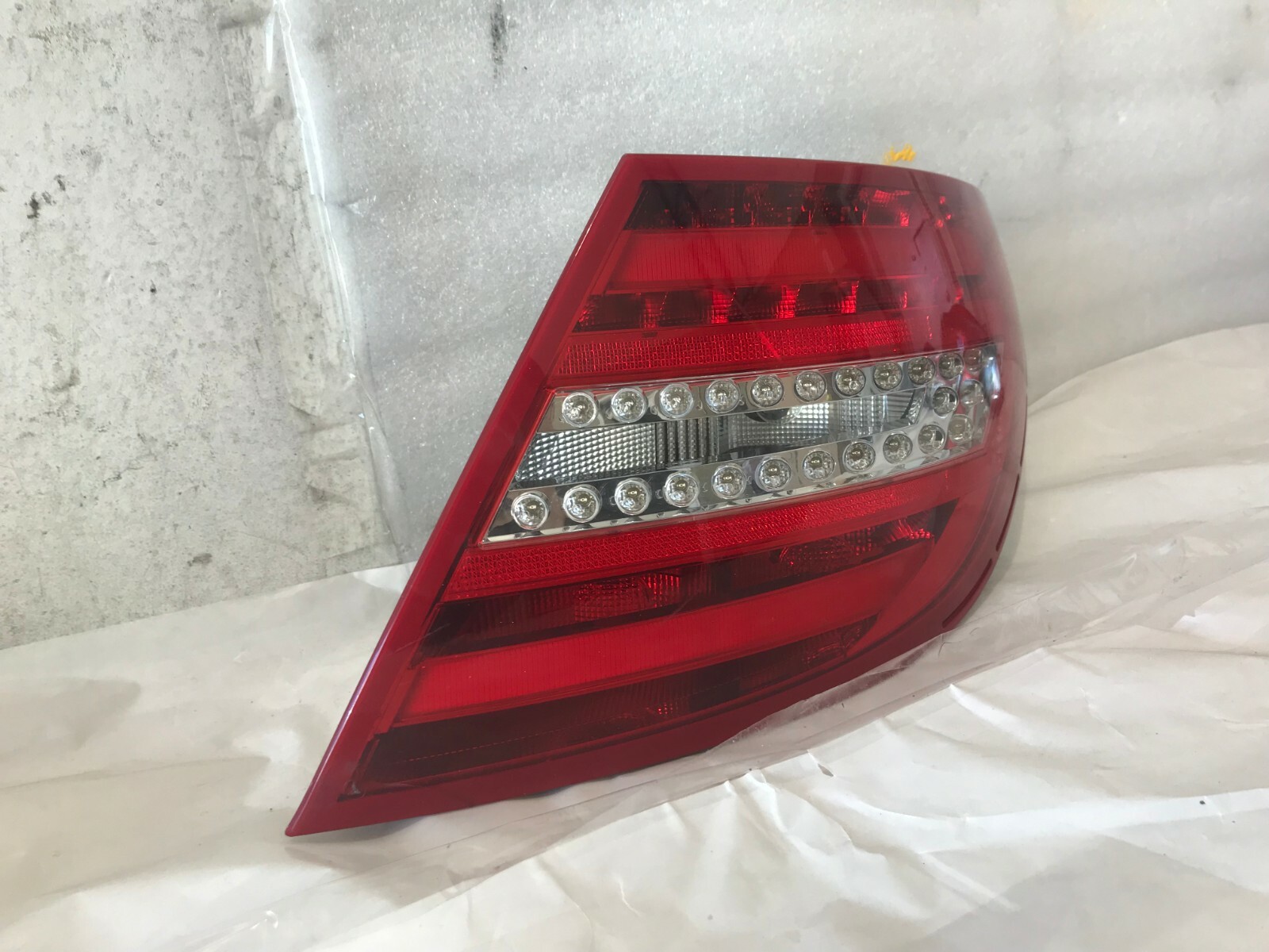 12 13 14 2012 2013 2014 MERCEDES-BENZ C300 C350 LED REAR TAIL LIGHT OEM ...