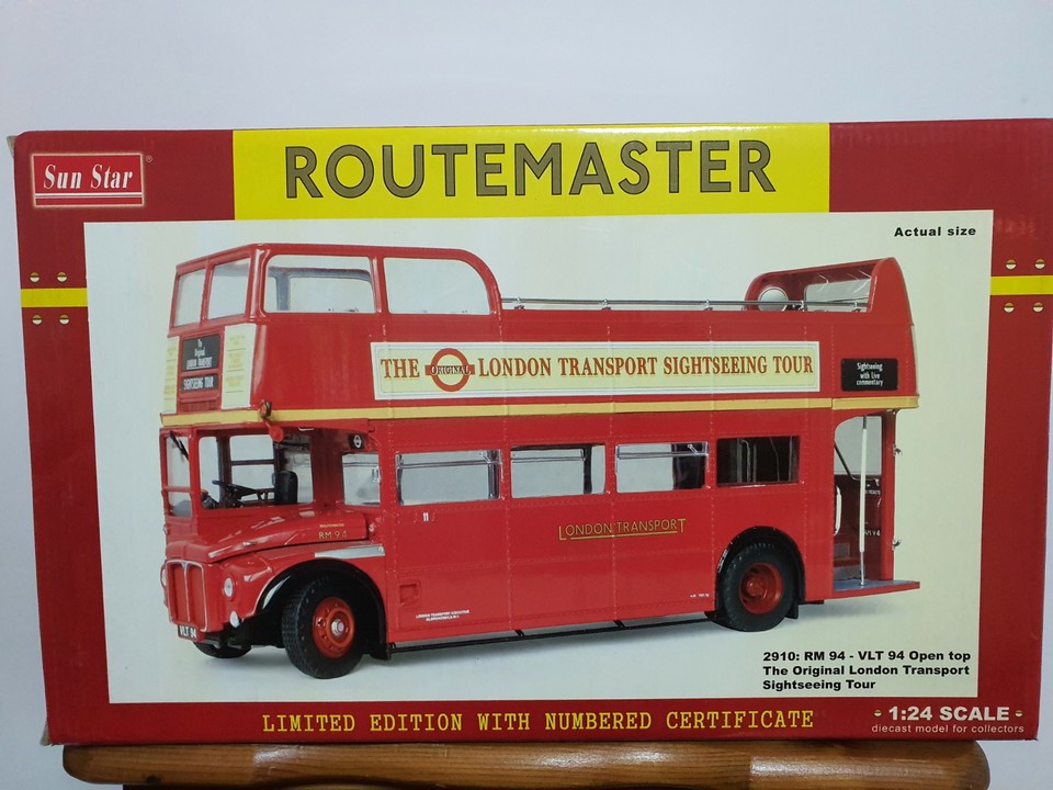 SunStar 2908 1/24 Scale RM 870 Routemaster 2x London Transport Bus WLT ...