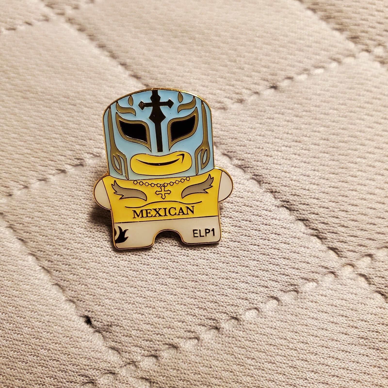 amazon peccy pin very rare luchador l.blue | eBay