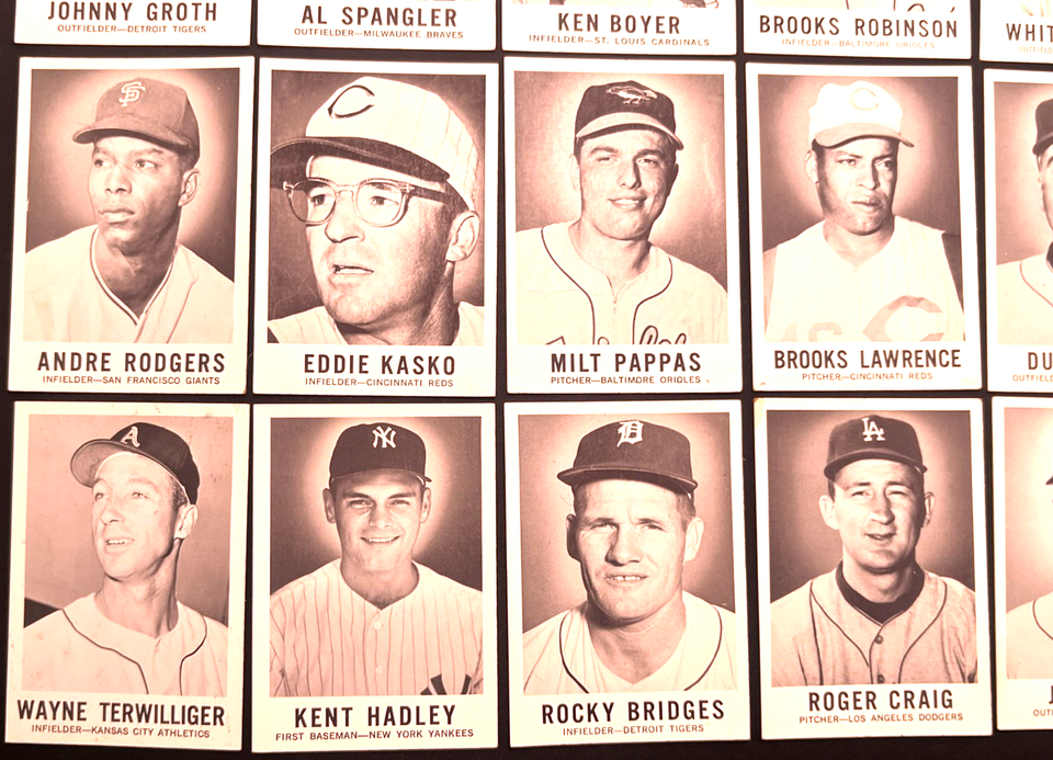 1960 LEAF BASEBALL 24 Card Lot Duke Snider Brooks Robinson Spangler ...