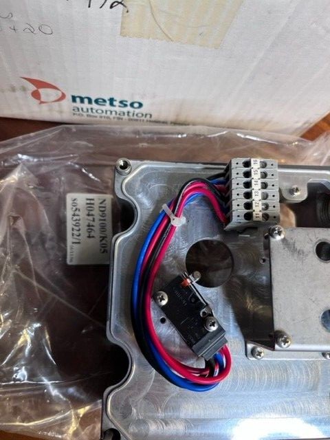 Metso Nd9100/k05 Valve Positioner Limit Switch and Housing Only for ...