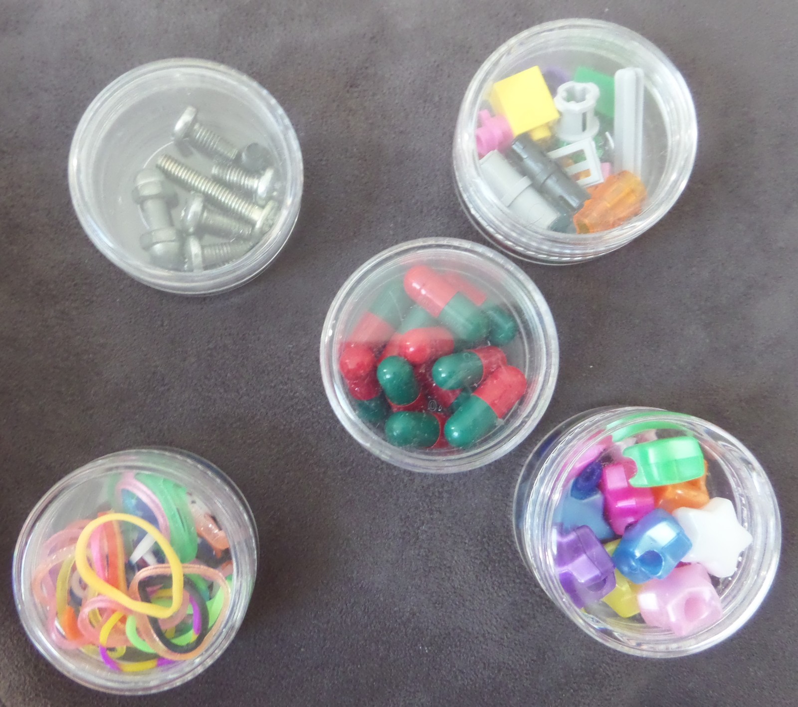 Small Round Tiny Clear Plastic Pills Pill Beads lego Jars/Tubs/Pot ...