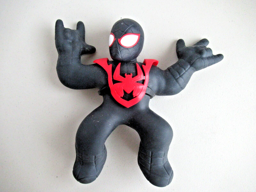 Heroes of Goo Jit Zu Marvel Supagoo Hero 8" Tall Super Stretchy Spider ...