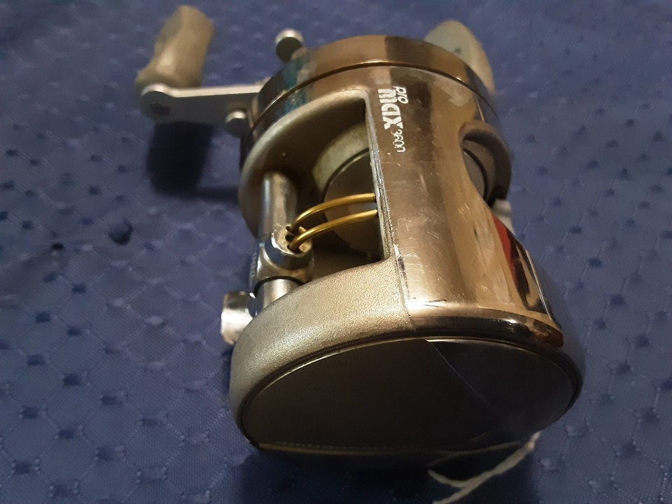 Ambassadeur ProMax 3600 Level Wind Reel, RH, Smooth-Running Fully ...