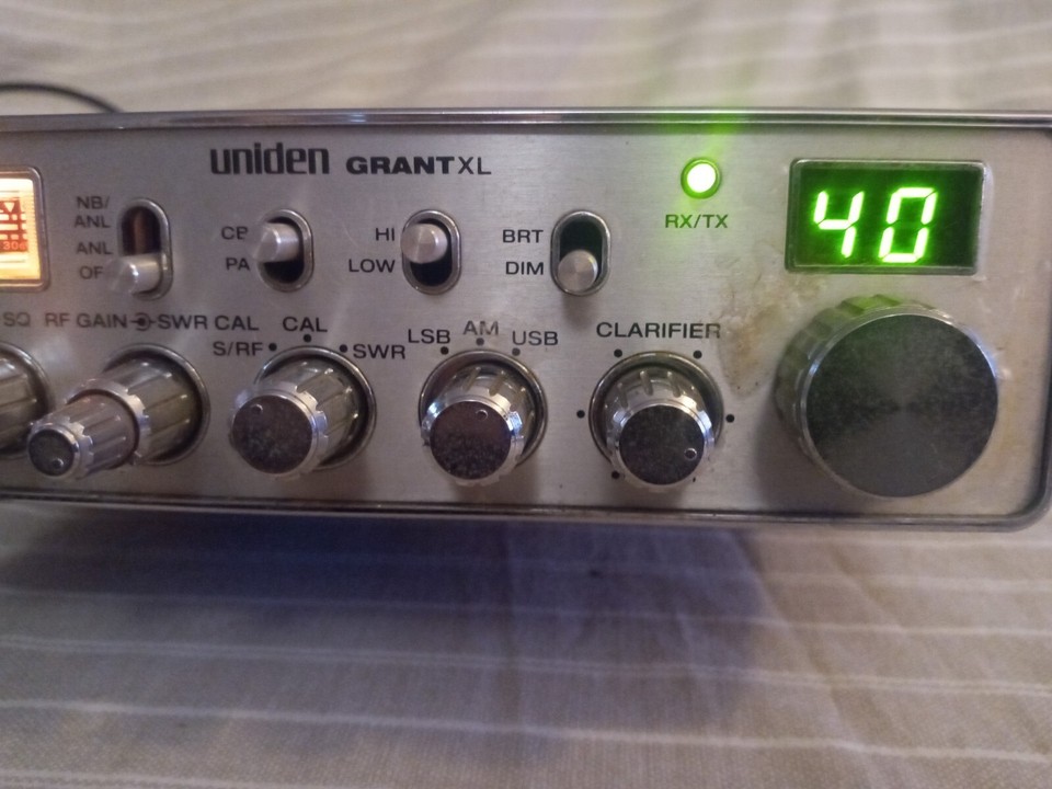 Vintage Uniden Grant XL 40CH AM CB Radio with Extra Channels Working ...