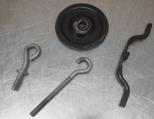 2000-2005 Ford Excursion Spare Tire Hold Down Mounting Plate Screw and ...