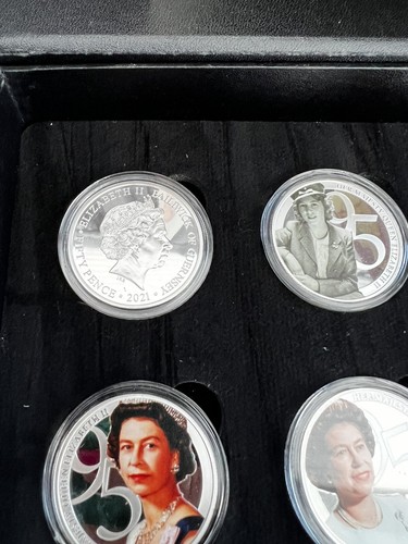 Rare Queen Elizabeth coin collection | eBay UK